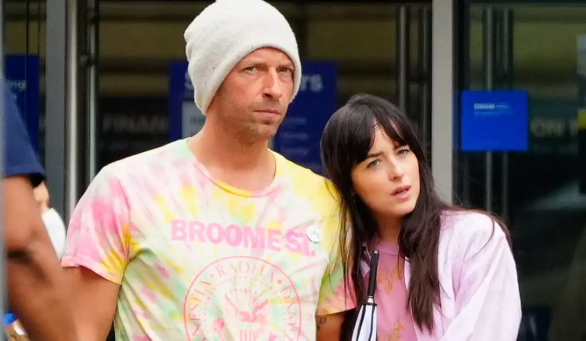 Dakota Johnson & Role Model: Hand-in-Hand in LA - Secret Romance?